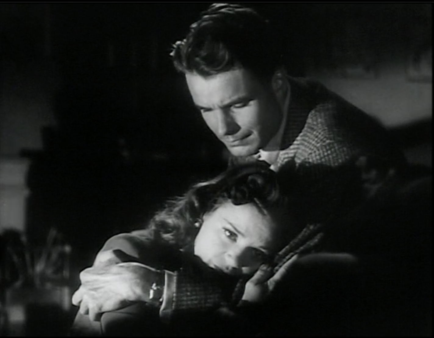 Lying Down/Sitting Up: “Significant Othering” in Cat People (1942 ...
